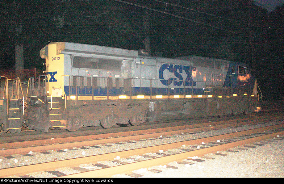 CSX C40-9W #9012 on Q707-07